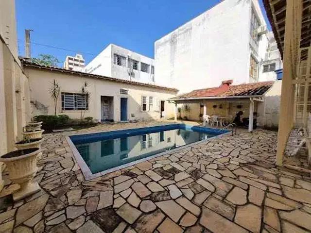 Casa / Sobrado Comercial para Venda em Taubaté/SP Centro 5 Quartos