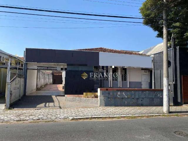 Casa / Sobrado Comercial para Venda em Taubaté/SP Centro 3 Quartos