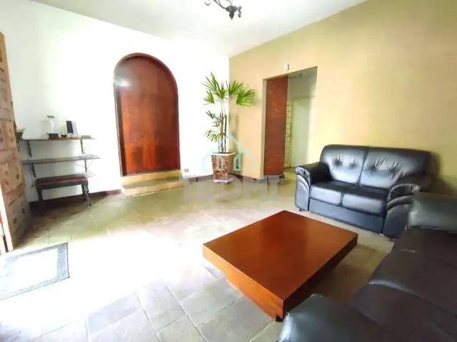 Casa / Sobrado Comercial para Venda em Taubaté/SP Jardim das Nações
