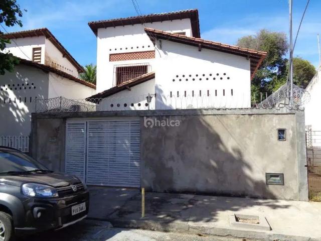 Casa / Sobrado Comercial para Venda em Teresina/PI Centro 4 Quartos