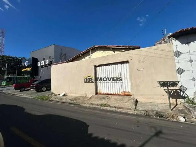Casa / Sobrado Comercial para Venda em Teresina/PI Itararé 3 Quartos