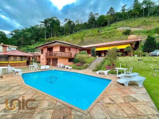 Casa / Sobrado Comercial para Venda em Teresópolis/RJ Albuquerque 14 Quartos