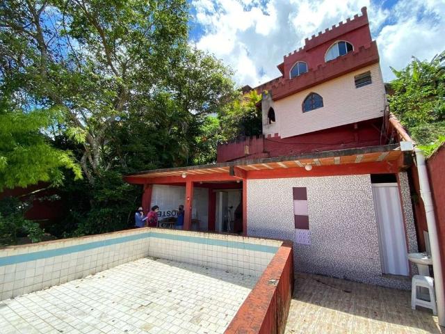 Casa / Sobrado Comercial para Venda em Teresópolis/RJ Artistas 12 Quartos