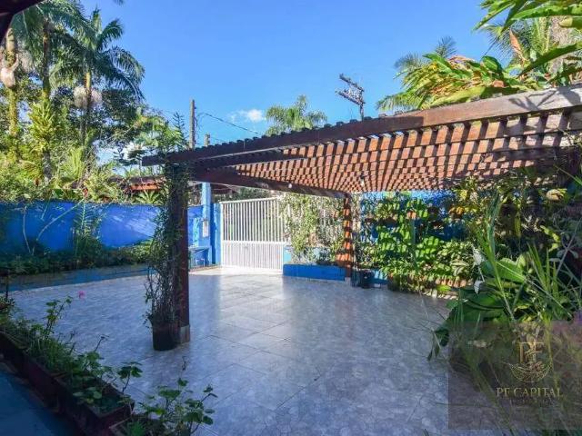 Casa / Sobrado Comercial para Venda em Ubatuba/SP Acaraú 7 Quartos