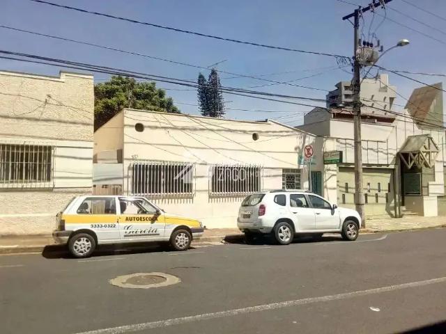 Casa / Sobrado Comercial para Venda em Uberaba/MG Mercês 3 Quartos