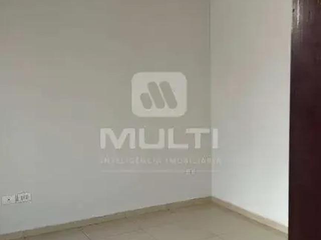 Casa / Sobrado Comercial para Venda em Uberlândia/MG Lidice 4 Quartos