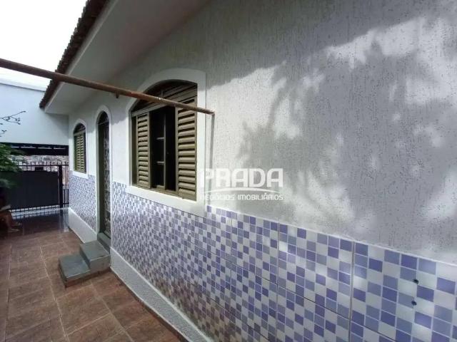 Casa / Sobrado Comercial para Venda em Uberlândia/MG Presidente Roosevelt 3 Quartos