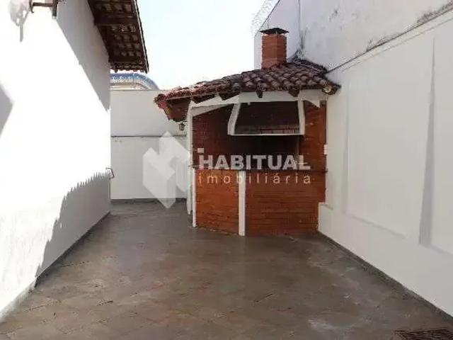 Casa / Sobrado Comercial para Venda em Uberlândia/MG Vigilato Pereira 4 Quartos