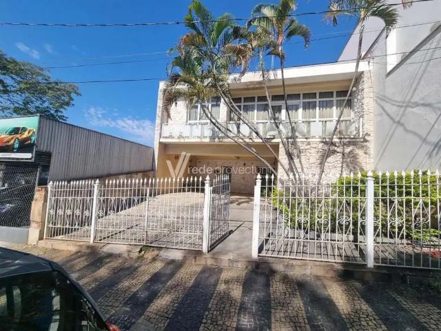 Casa / Sobrado Comercial para Venda em Valinhos/SP Vila Embaré 3 Quartos