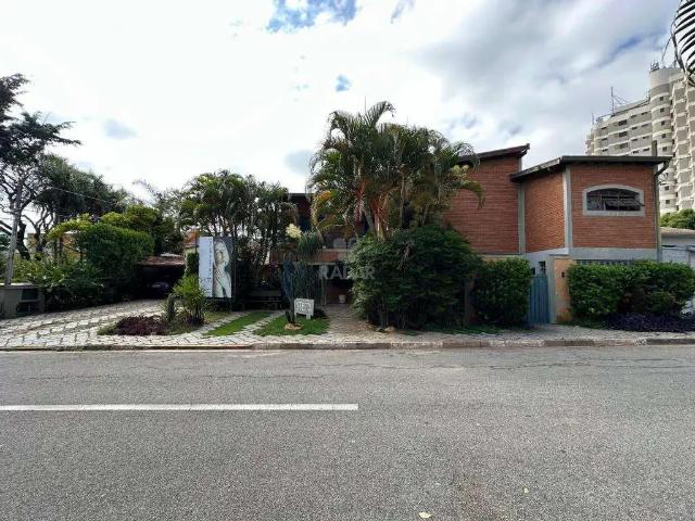 Casa / Sobrado Comercial para Venda em Vinhedo/SP Centro 5 Quartos