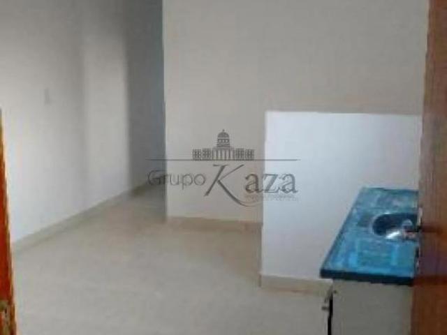 Casa Sobrado Comercial Residencial Kitnet Jardim República 5 Dormitórios 125m²