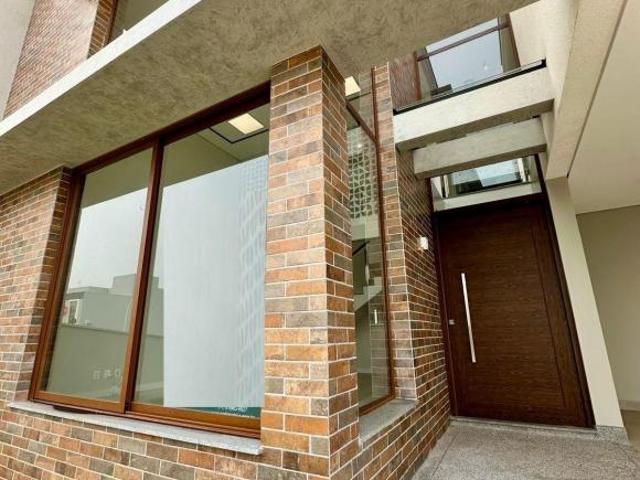 Casa Sobrado Condomínio Dona Maria José Indaiatuba SP HD Invest