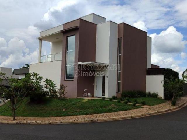 Casa Sobrado Condomínio em Araraquara