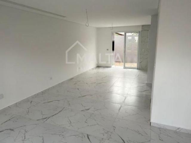 Casa Sobrado Condomínio Fechado 121m²