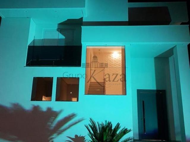 Casa Sobrado Condomínio Residencial Mantiqueira 247m² 3 Dormitórios