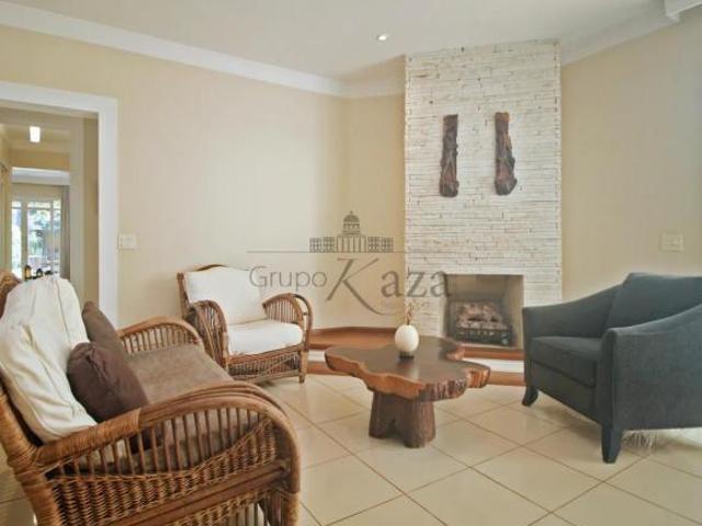 Casa Sobrado Campo Belo 4 Dormitórios 370m²