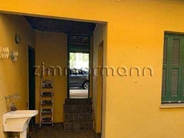 CASA SOBRADO CAMPO BELO 3 DORMITÓRIOS