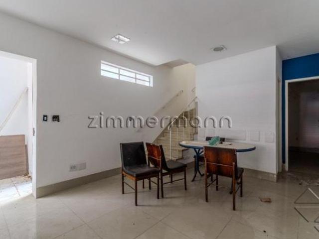 CASA SOBRADO CAMPO BELO 3 DORMITÓRIOS 2 VAGAS