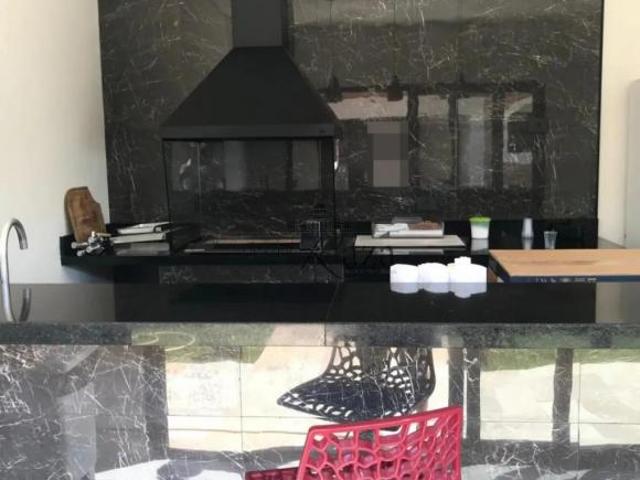 Casa Sobrado Centro Guararema 4 Dormitórios 256m². terreno 900m²