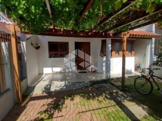 Casa Sobrado, Cidade de Eldorado, com 03 dormitórios, com vaga de garagem