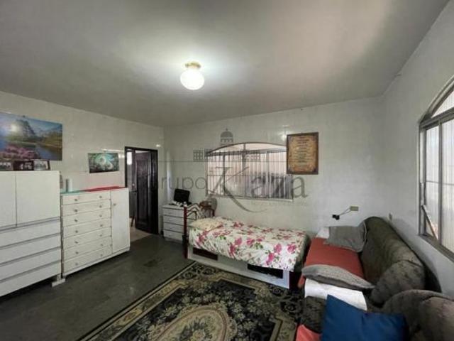 Casa Sobrado Cidade Salvador 225m² 2 Dormitórios