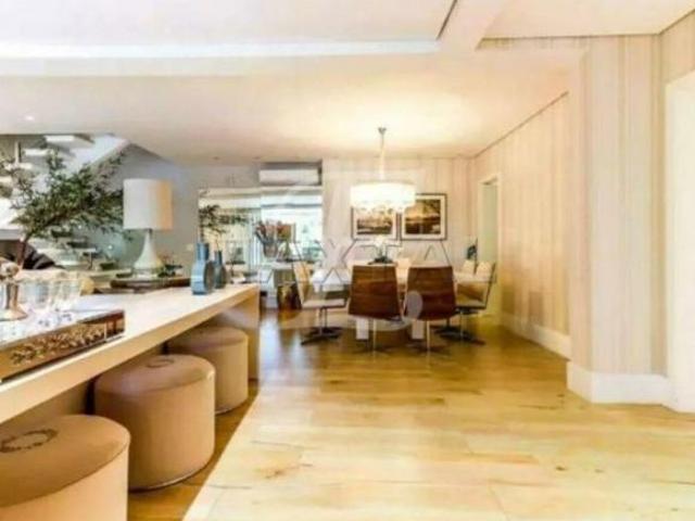 Casa Sobrado à venda 4 Dormitórios, 4 Suítes, 7 Banheiros, 4 vagas no Tremembé