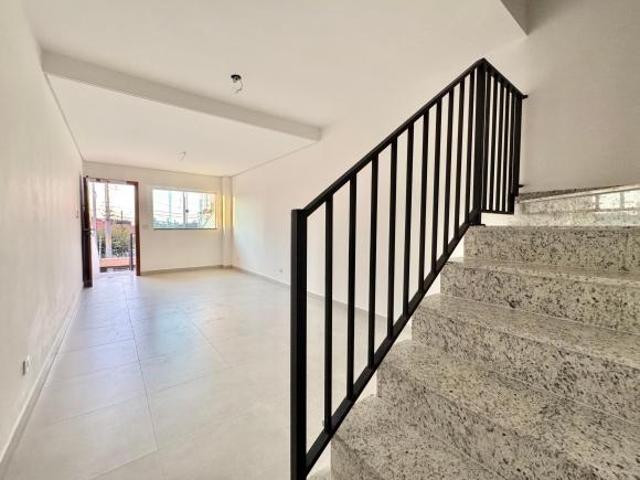 Casa sobrado a venda 100m² novo 3 quartos 1 suíte 2 vagas Vila Gomes