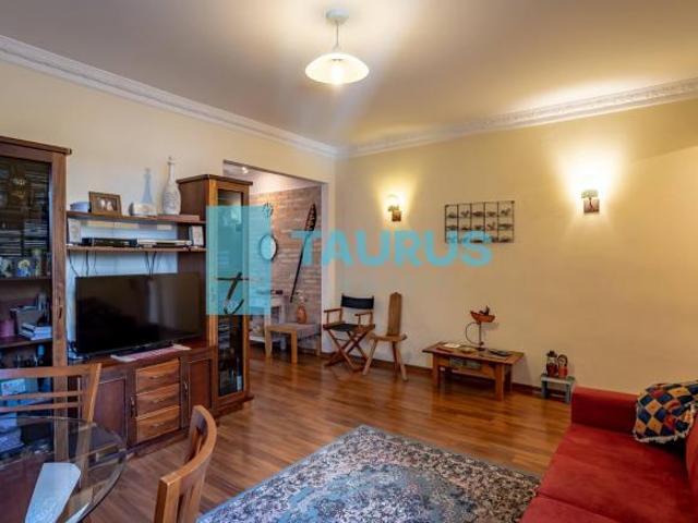 Casa sobrado à venda, 3 quartos, 300m², 3 vagas, em Jardim da Glória, São Paulo