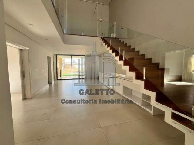Casa sobrado à venda, 3 quartos com suíte master, piscina, Cond Campos do Conde II, Paulínia