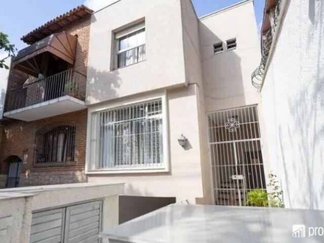 Casa Sobrado à Venda a 350 metros do Metrô Vila Madalena