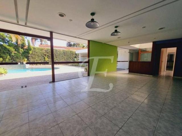 Casa, Sobrado. A VENDA. alto padrão com 792m², 4 quartos, 2 suítes, 4 vagas subsolo. Interlagos &
