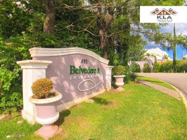 Casa Sobrado à venda com 3 quartos, sendo 3 suítes / Condomínio Belvedere II Votorantim/SP