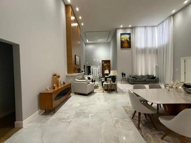 CASA SOBRADO A VENDA COM 04 QUARTOS E 04 SUITES NO BAIRRO PINHEIRINHO EM VINHEDO/SP
