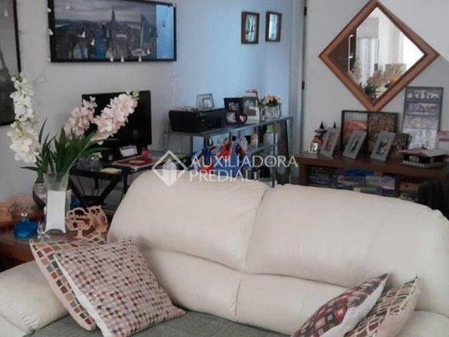 CASA SOBRADO Á VENDA COM 136M² 3 DORMTS, 2 VAGAS BAIRRO JORDANÓPOLIS SÃO BERNARDO DO CAMPO