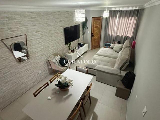 Casa sobrado à venda com 197 m², 3 quartos e 4 vagas, Jardim Nossa Sra. do Carmo