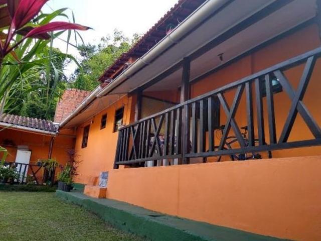 CASA SOBRADO À VENDA COM 2 CHALÉS NA BARRA VELHA EM ILHABELA SP