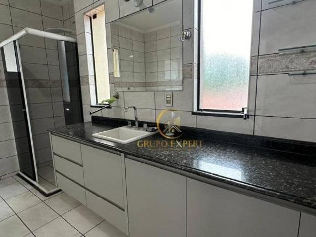 CASA SOBRADO a venda com 300m², 4 Quartos no JARDIM DAS COLINAS EM São José dos Campos SP