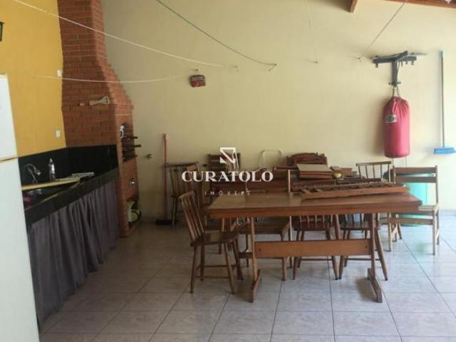 Casa sobrado à venda com 4 quartos e 2 vagas em São Caetano do Sul!