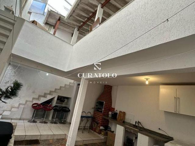 Casa sobrado à venda com 5 quartos e 3 vagas em São Caetano, no bairro Mauá