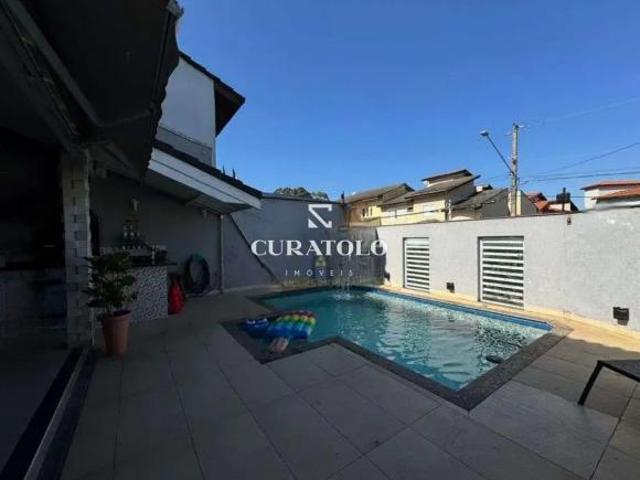 Casa sobrado à venda com 5 quartos e 4 vagas em São Bernardo, bairro Parque dos Pássaros