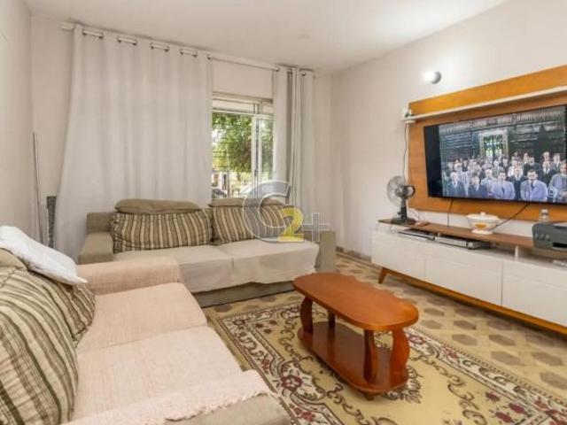 Casa sobrado à venda em Alto de Pinheiros, 3 quartos, 1 vaga