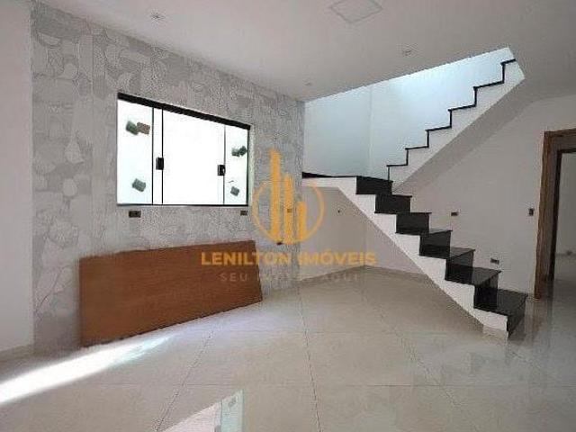 Sobrado em Campestre, Santo André | 3 Suítes e 174m²