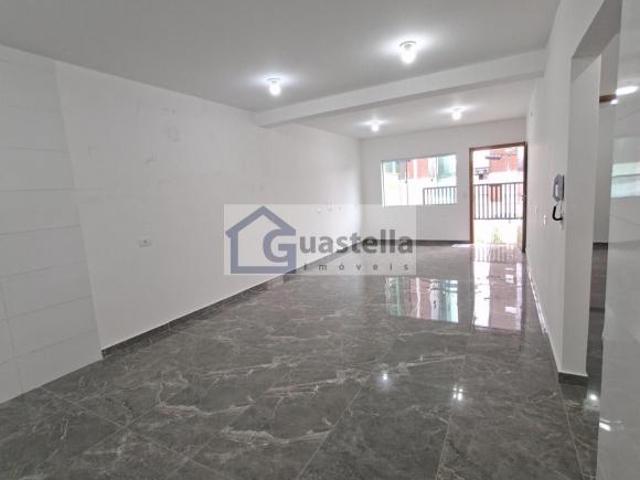 Casa Sobrado à venda em Demarchi, SBC | 3 suítes, 140m²