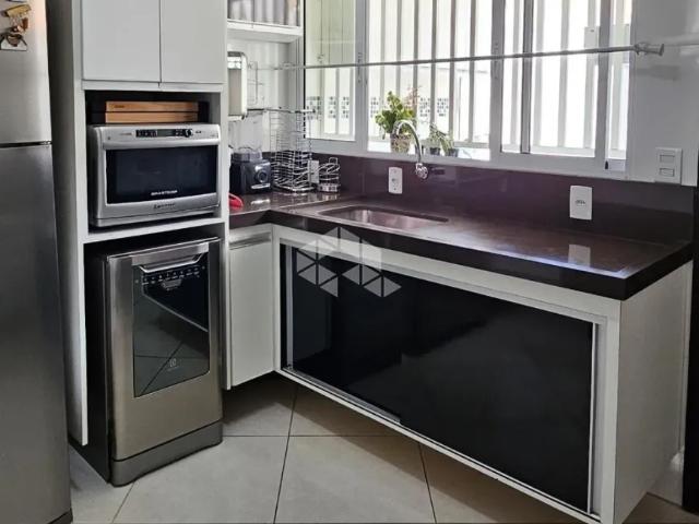 Casa sobrado a venda em Pitrtuba