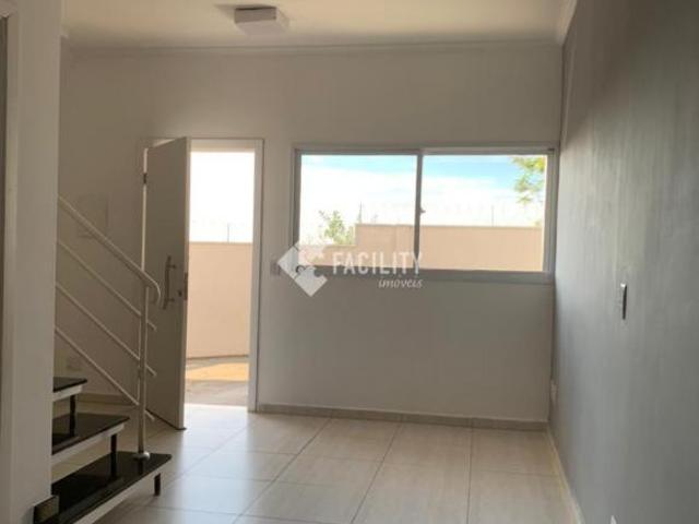 Casa Sobrado á venda Jardim Santa Candida