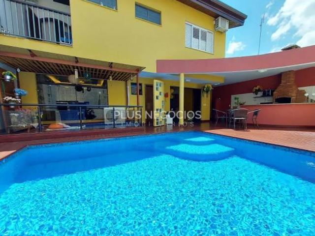 Casa sobrado à Venda Jardim Paulistano Zona Sul, Sorocaba, SP 5 dormitórios 3 suítes área gourm