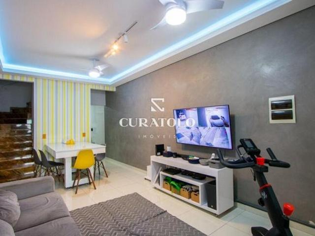 Casa Sobrado à venda na Vila Linda, Santo André, com 3 quartos e 2 vagas