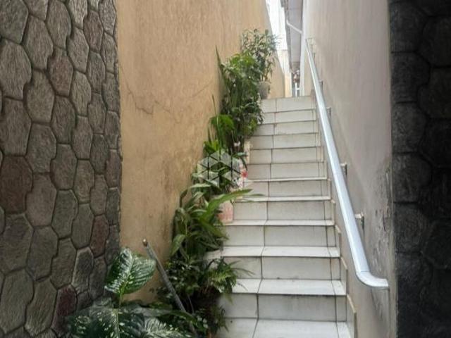 Casa sobrado a venda na Parada Inglesa