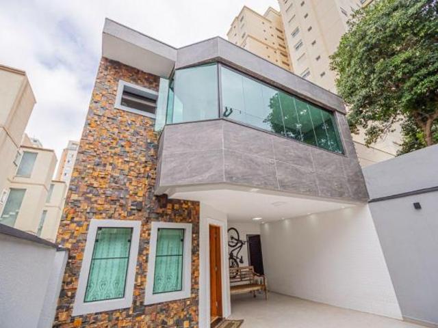 Casa Sobrado à venda na Saúde, em São Paulo SP