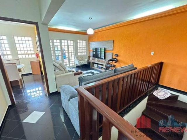 CASA SOBRADO A VENDA NO BAIRRO JARDIM MELLE VINHEDO/SP